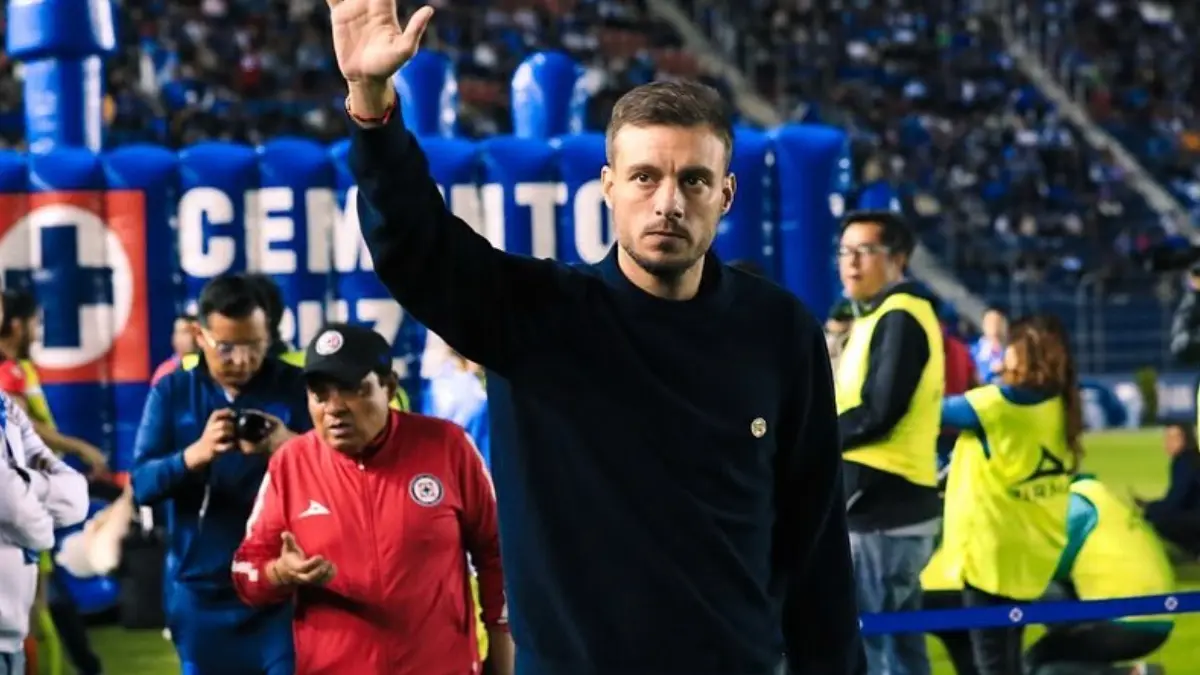 Exhiben a gente de Martín Anselmi por extorsionar a Cruz Azul - Soy Referee